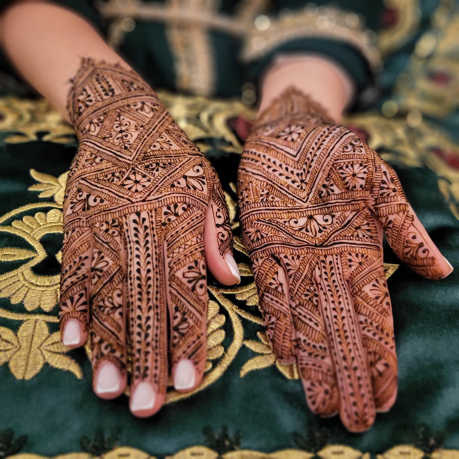 Prestation de henné naturel pour mariages - Faites de votre mariage une ...